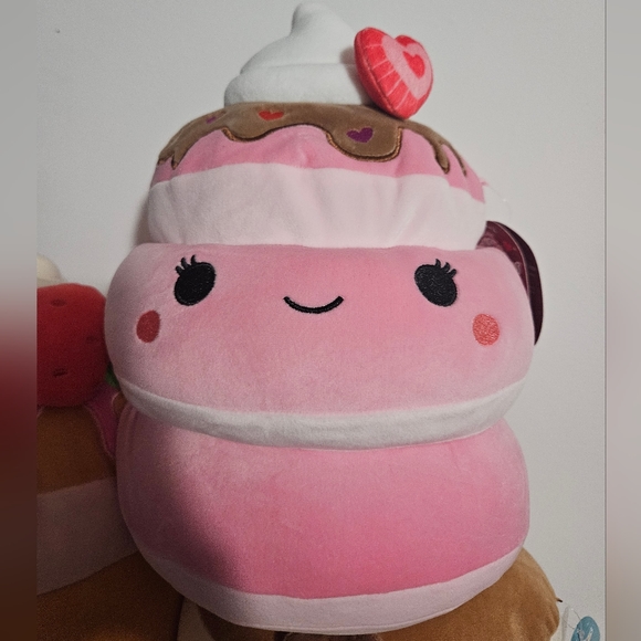 Squishmallows | Toys | Nwt 1 Shelly The Strawberry Pancakes ...